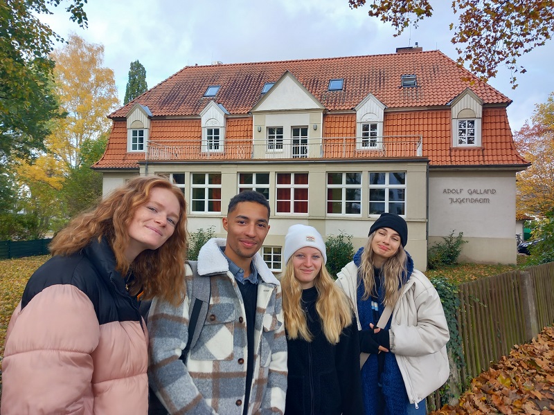 Des élèves du lycée professionnel Sauxmarais en stage Erasmus en ...