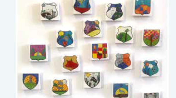 Pas blasé des blasons à l'école Dian Fossey de Douvres-la-Délivrande ...